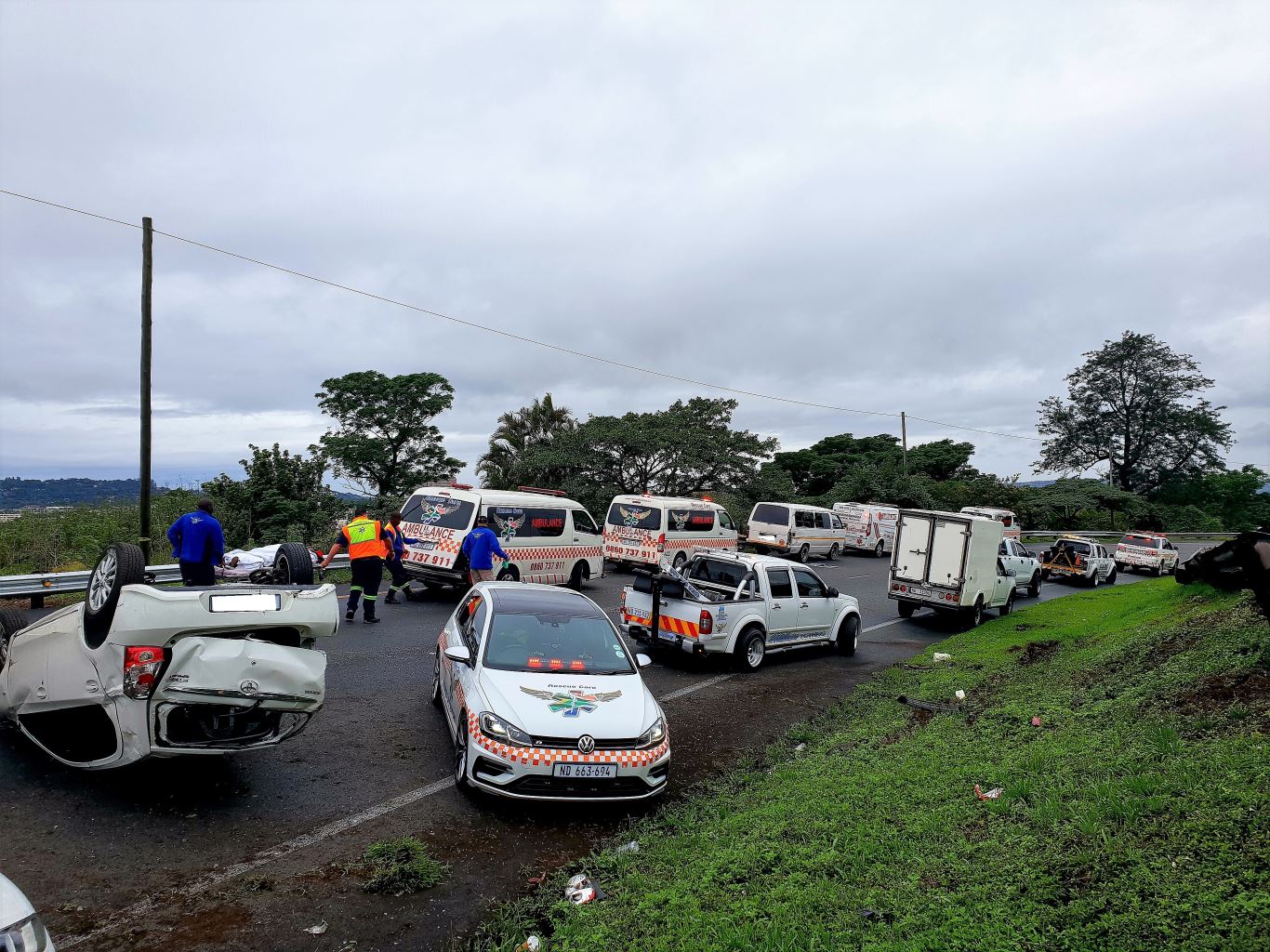 Taxi Crash leaves 12 injured on the M13 Durban Bound - South Africa ...