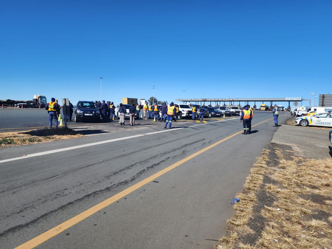 Fezile Dabi District Management conducts a roadblock and creates ...