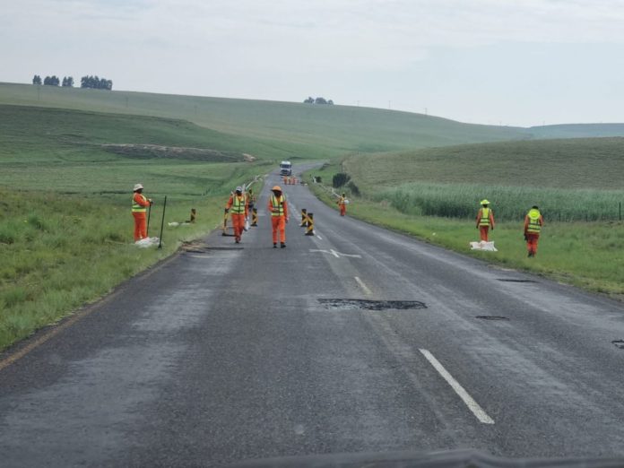 MEC MaQueen Letsoha-Mathae commitment on R34,R74 and R26 roads begins ...