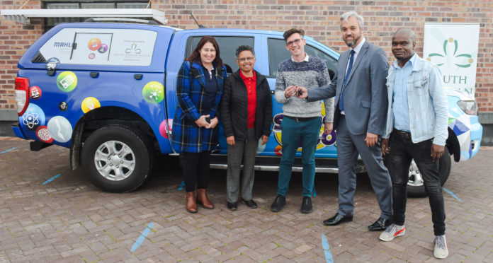 Fun learning Science2Go project drives into the Cape’s most under ...